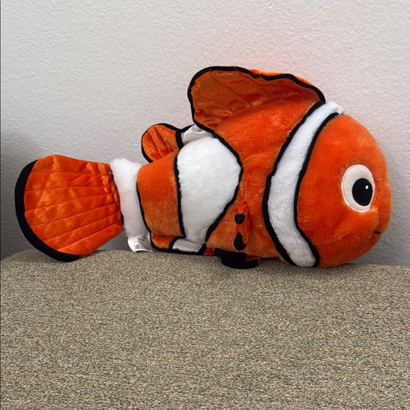 Disney | Toys | Disney Store Pixar Finding Nemo Orange And White ...